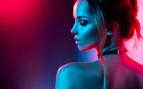 THE ROLE OF LED LIGHT THERAPY IN ANTI-AGING TREATMENTS – SkinImpact LED