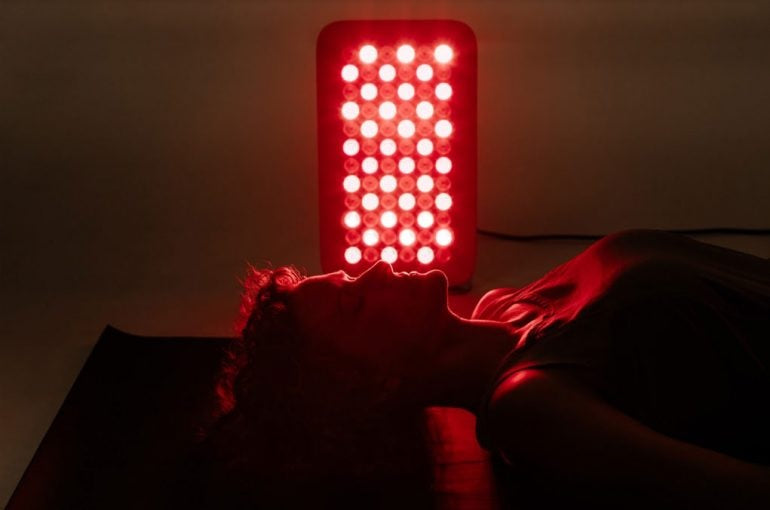 CLINICAL EFFECTIVENESS OF LED THERAPY IN REDUCING WRINKLES – SkinImpact LED