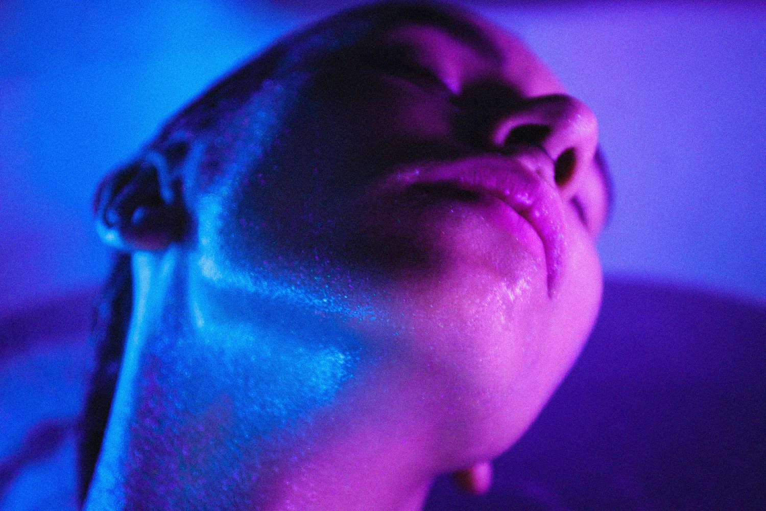 SAFETY PT. 2: DEBUNKING THE DANGERS OF LED LIGHT THERAPY – SkinImpact LED