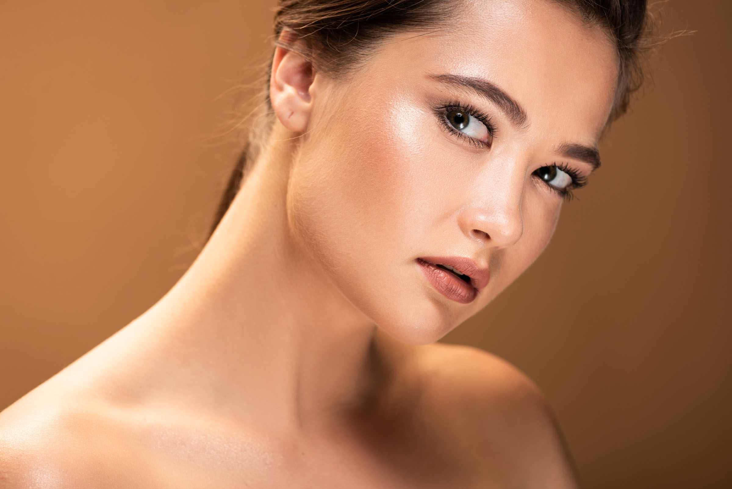 FIRM UP YOUR SKIN: THE ULTIMATE GUIDE TO TREATING SAGGING SKIN WITH LE ...